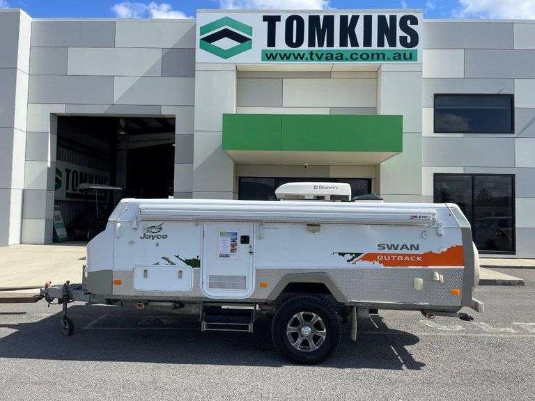 2012 Jayco SWAN Outback 4m Camper Trailer - TVAA Pty Ltd T/A Tomkins Valuers & Auctioneers