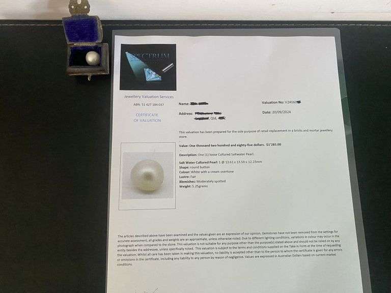 One Loose Cultured Saltwater Pearl - Certificate of Valuation Included ...