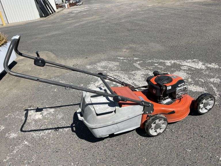 Husqvarna LC18 Push Mower - TVAA Pty Ltd T/A Tomkins Valuers & Auctioneers