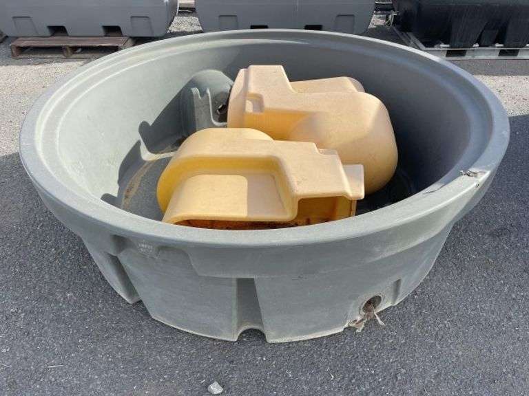1000Ltr Round Crossover Stock Trough - grey - TVAA Pty Ltd T/A Tomkins ...