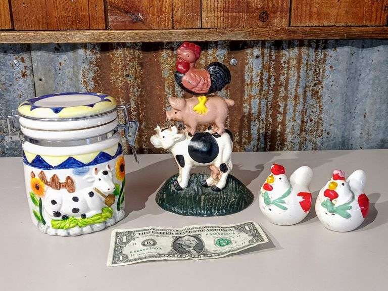 Cute vintage farm animal kitchen decor - cow hinged lid jar, chicken ...
