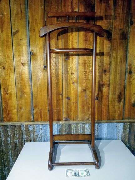 Wooden suit tailors valet stand - Texas Online Auction House