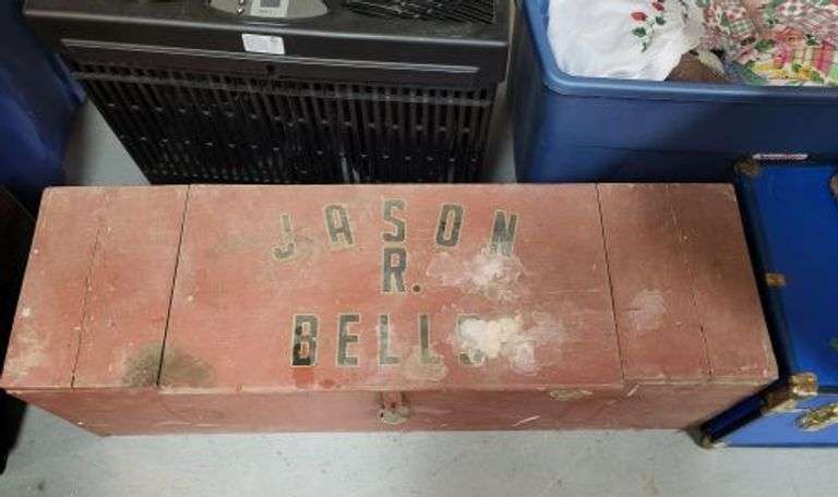 Storage Crate. ~ cash only ~ - Texas Online Auction House