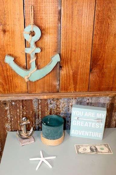 Adorable mostly nautical/ocean themed decor lot - features anchors, sea ...