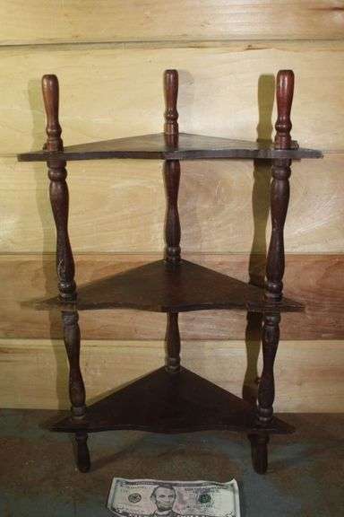 Vintage wooden 3 tier triangular corner shelf - Texas Online Auction House