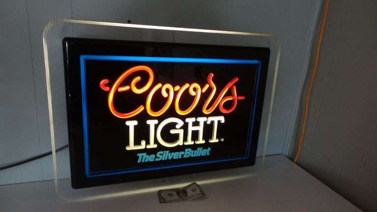 $$ VERY NICE Vintage Coors Light "The Silver Bullet" Neon Bar Sign ...