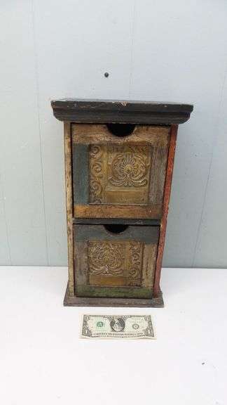 Cute Small Wooden Decorative Drawers! (1A) - Texas Online Auction House