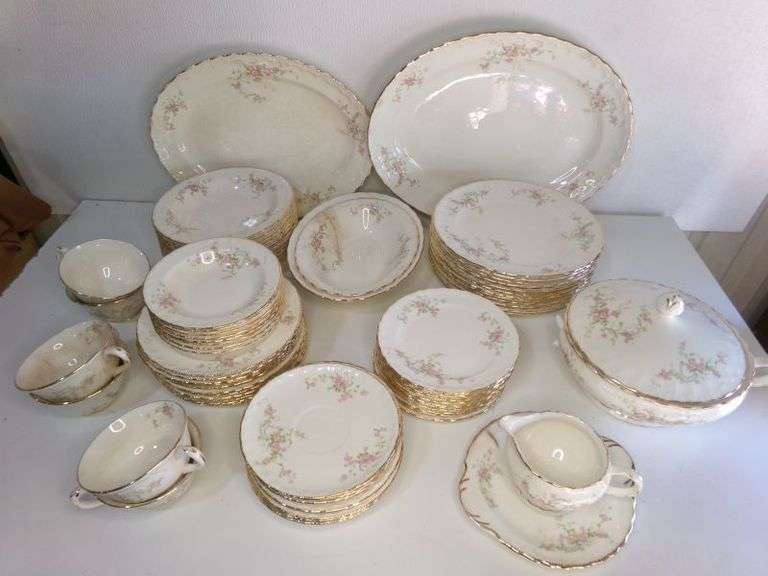 Gorgeous large set of vintage Pop Gosser China "Jean" pattern including ...