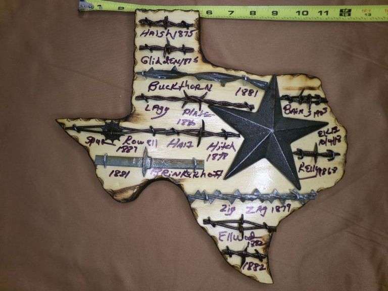 Wooden Texas plaque that shows the history of barbed wire - Texas ...