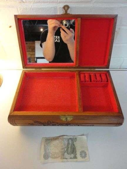 BEAUTIFUL MOUNTAIN SCENE RED INLAY JEWELRY BOX W/ MIRROR INSIDE COME ...