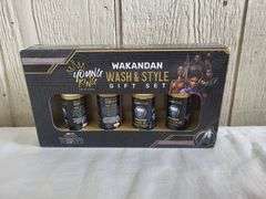 Wakandan Gift Set. ~ cash only ~. (3B) - Texas Online Auction House