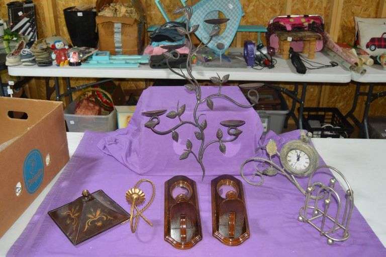 MISCELLANEOUS WALL DÉCOR - Texas Online Auction House