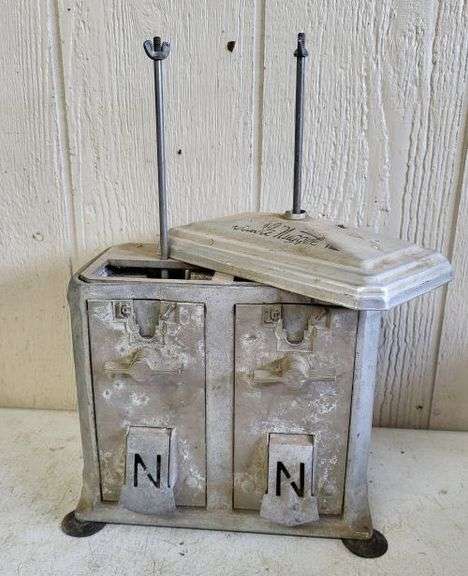 Double Nugget 1 cent Gumball / Candy Machine Base. Est circa 1930’s ...