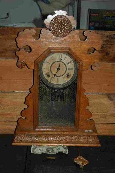 ANTIQUE FROM THE EARLY 1800'S E. INGRAHAM GINGERBREAD CLOCK WITH KEY ...