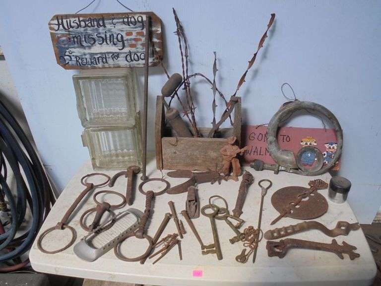 Fun Rusty Lot - Texas Online Auction House