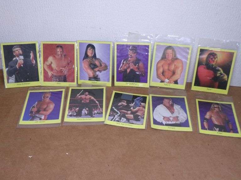 Group of WWF collectible cards - Texas Online Auction House