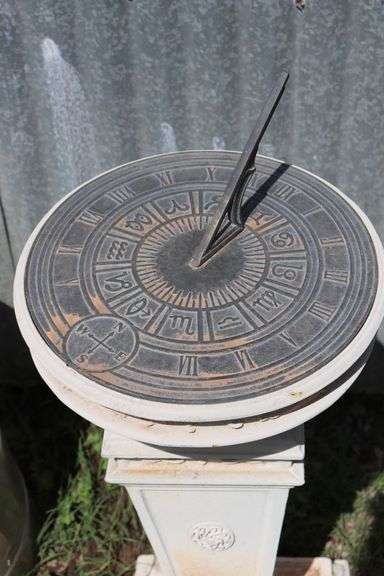 Sundial on Pedestal. - Texas Online Auction House