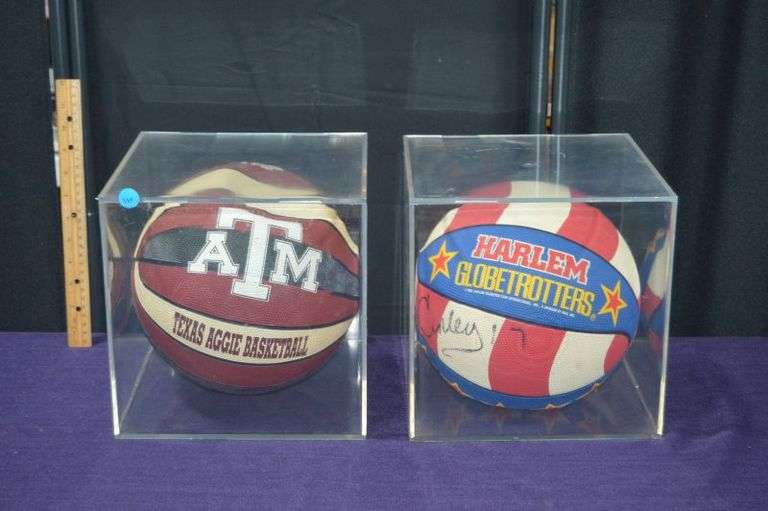 TEXAS AGGIE BASKETBALL & AUTOGRAPHED HARLEM GLOBETROTTER BASKETBALL IN ...