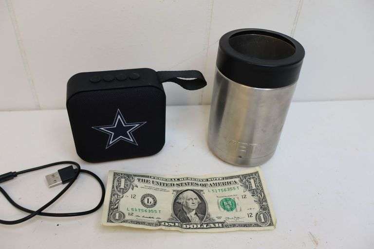 Nice Dallas Cowboys Bluetooth Speaker AND Yeti Rambler Can Koozie! (2C ...