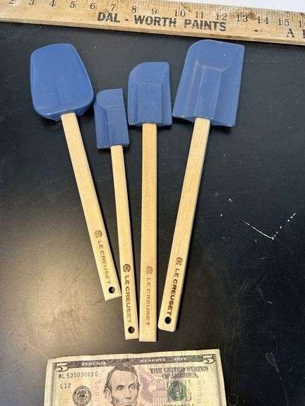 Le Creuset Blue Scraper set - Texas Online Auction House