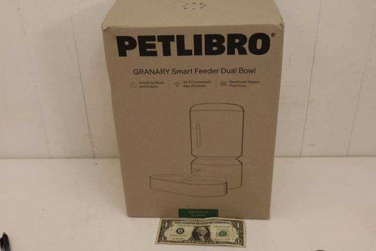 NEW Smart WiFi Dual Bowl Auto Pet Feeder! (6B) - Texas Online Auction House