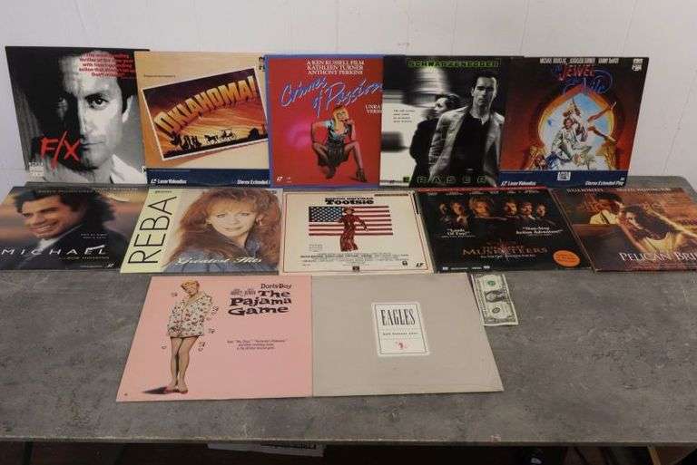 Lot of TWELVE Assorted Vintage Laserdisc Movies! All in excellent ...