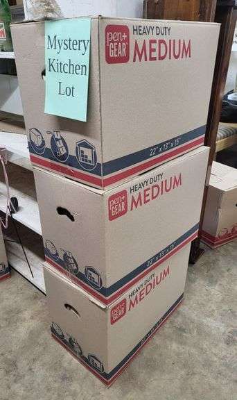 3 Boxes Kitchen items. ~ cash only ~. ( row 2) - Texas Online Auction House