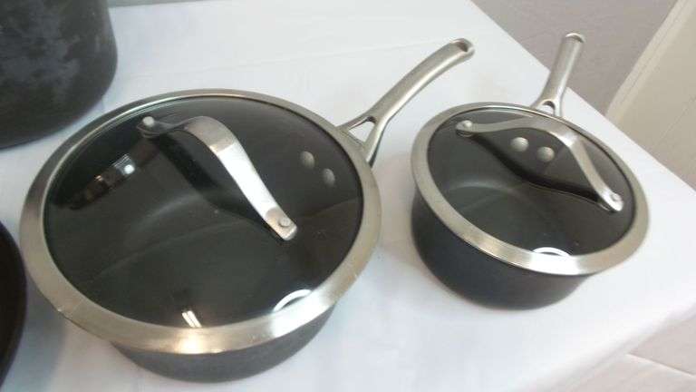 Nice Lot of Calphalon Pots & Pans! Great condition with some light wear ...