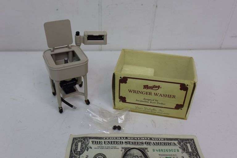 $ Neat Vintage Miniature Dollhouse MAYTAG Wringer Washer w/Original Box ...