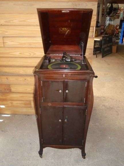 Antique Early RCA VICTOR VICTROLA Phonograph. Excellent Condition ...