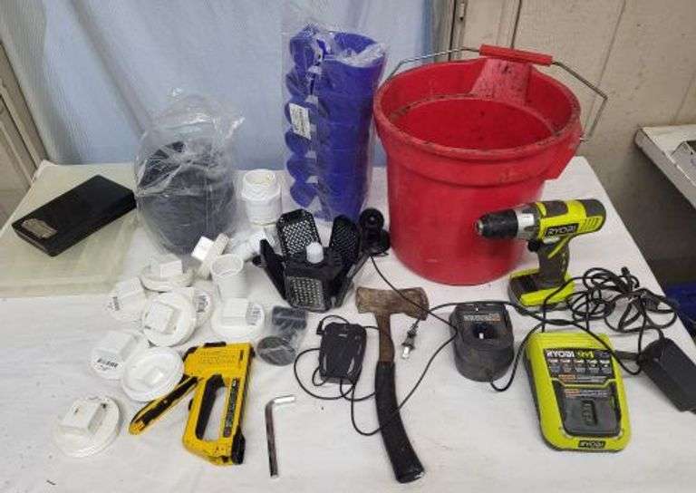 Misc Shop Finds. ~ cash only ~. (2C) - Texas Online Auction House