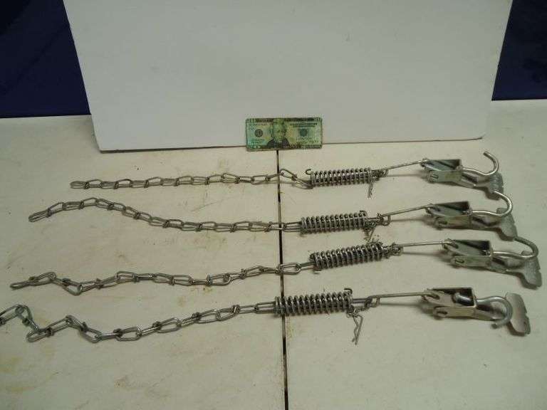 4 chains with hooks, tie downs. - Texas Online Auction House