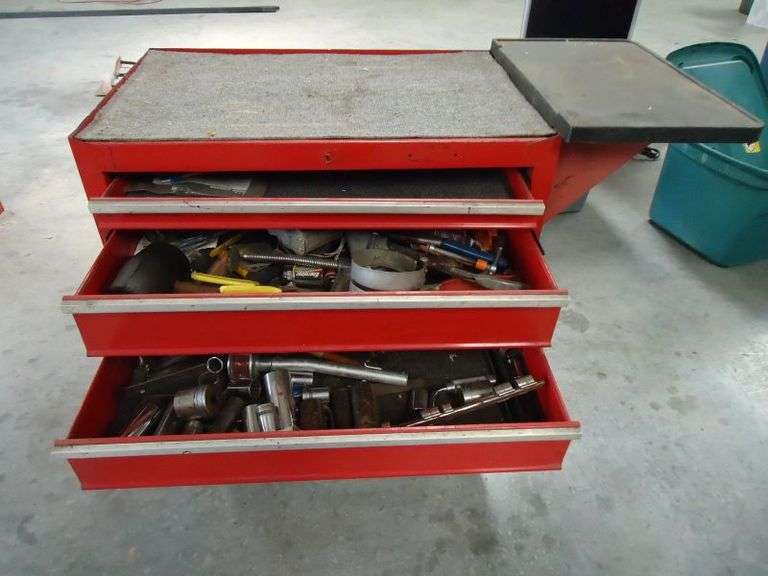 Tool box with tools. - Texas Online Auction House