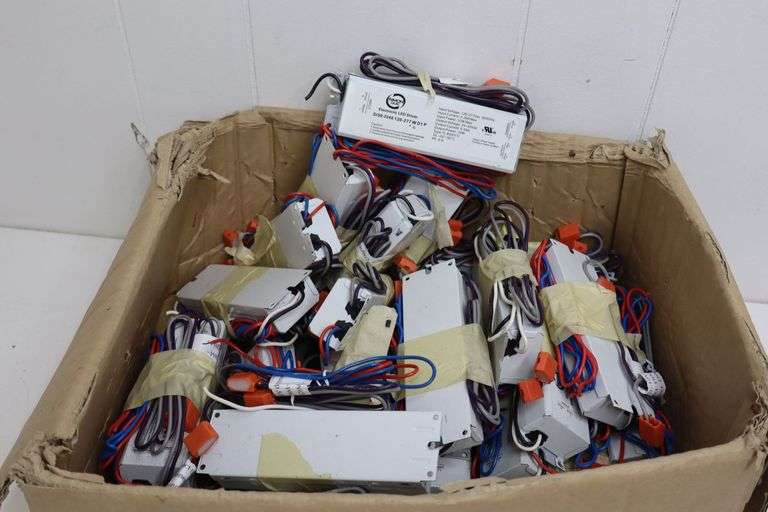 NEW Large Lot of Simon Quic Electronic LED Drivers/Ballasts! (9E ...