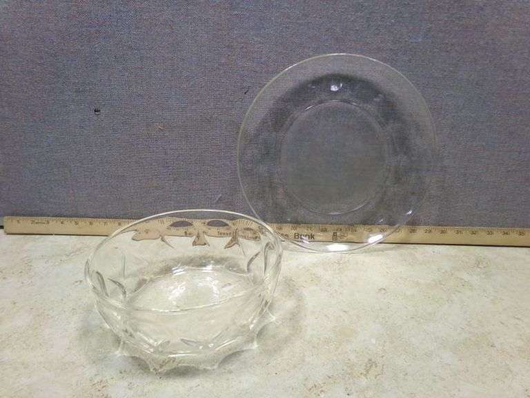 Pyrex casserole dish and Pyrex ovenware serving platter 12" - Texas ...