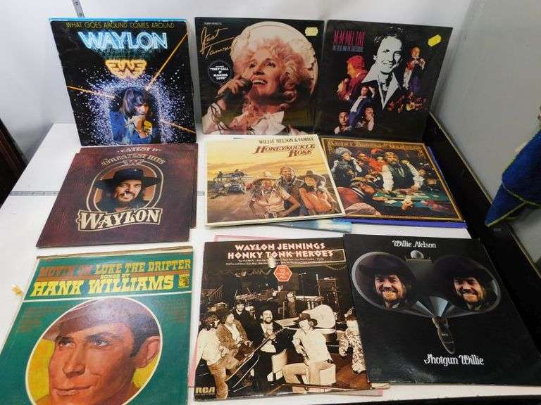 9 Country Music Records - Texas Online Auction House