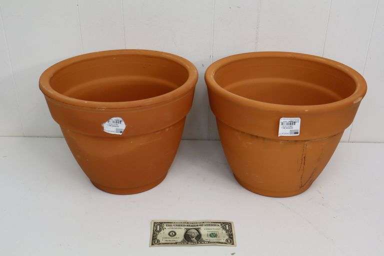 NEW Lot of TWO Deroma Garden Bell 12.2" Terracotta Planters! (12C ...