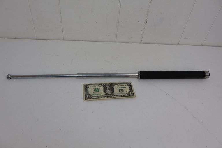 Nice Telescopic Tactical Baton! (9D) - Texas Online Auction House