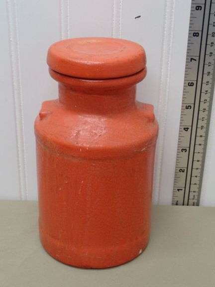 Vintage small crock with lid. - Texas Online Auction House