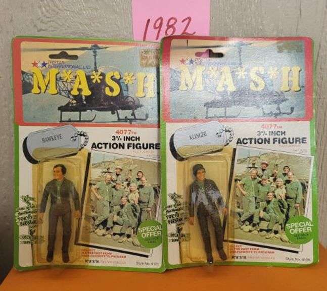 (2) 1982 M*A*S*H Figures ~cash only ~(4c) - Texas Online Auction House