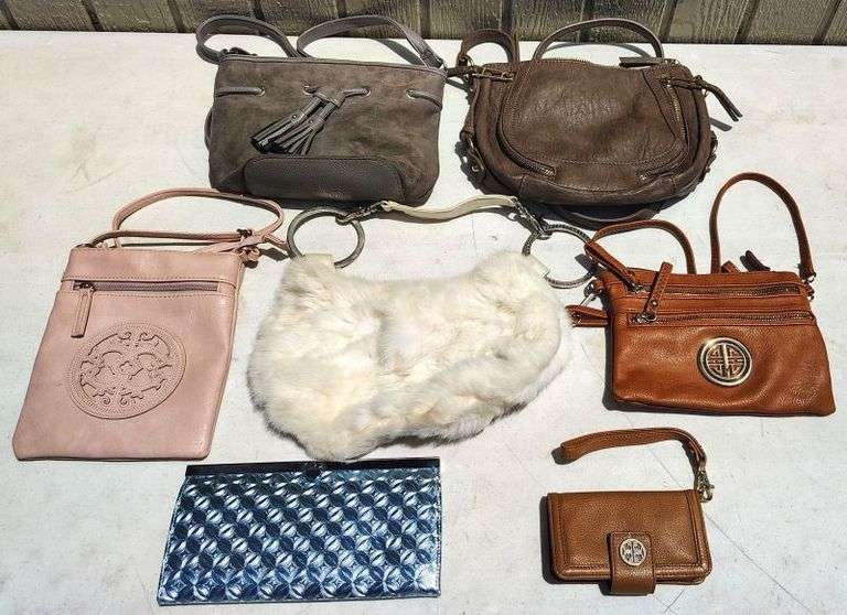 Lot of 7 beautiful assorted purses and handbags, clutch and designer ...