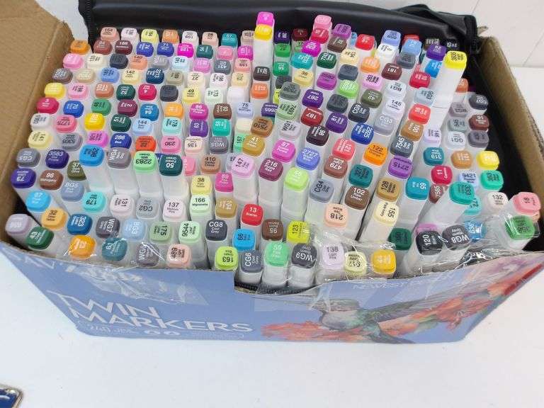 NEW 240-Color Artist's Alcohol Marker Set! (2C) - Texas Online Auction ...