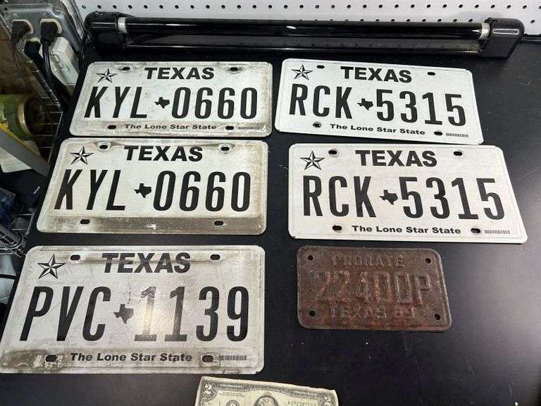 Lot of License Plates-One is dated 69 I think---its rusty! - Texas ...