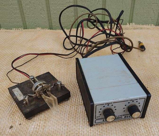Believed to be Bencher Chicago and Cleng Electronic Dallas TX Keyer and ...