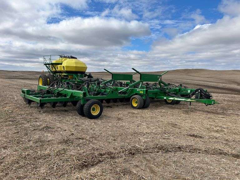 2014 John Deere 1895 w/1910 Cart - Ulmer Auction Service, LLC