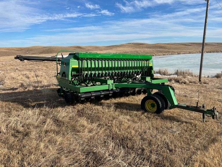 2004 John Deere 1590 Grain Drill - Ulmer Auction Service, LLC