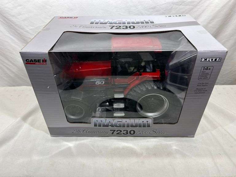 Case IH Magnum 7230 MFWD Chase Edition, 1/16 scale - United Edge Real ...