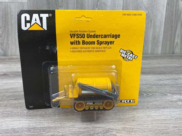 CAT VFS50 Undercarriage W/ Boom Sprayer W/ Tracks, 1/64, Ertl, Stock ...