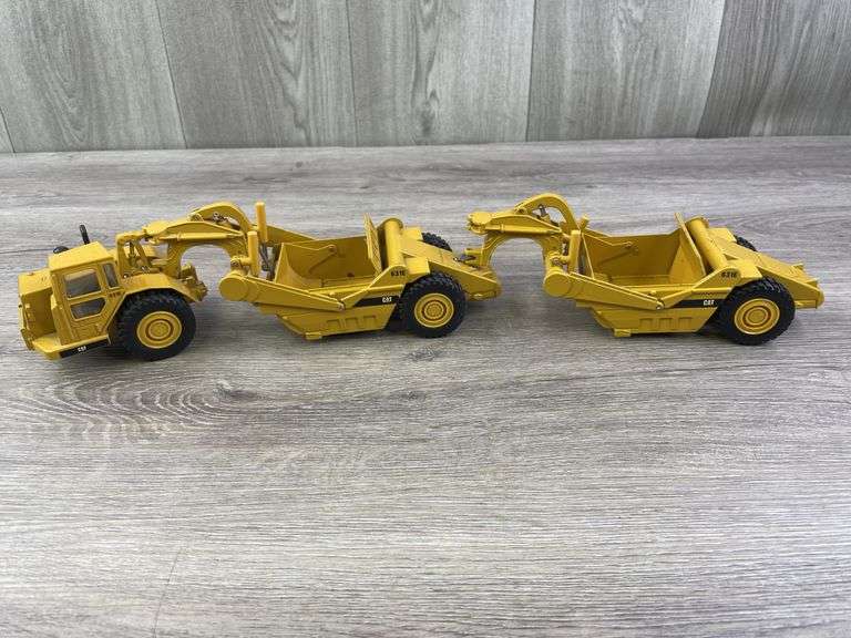Caterpillar 631E Wheel Tractor Scraper Pan, 1/50, Ertl - United Edge ...