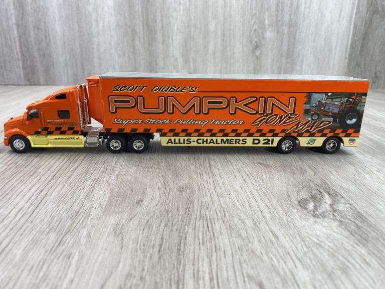 Scott Diuble’s Pumpkin Gone Mad Allis-Chalmers D21 Super Stock Pulling ...